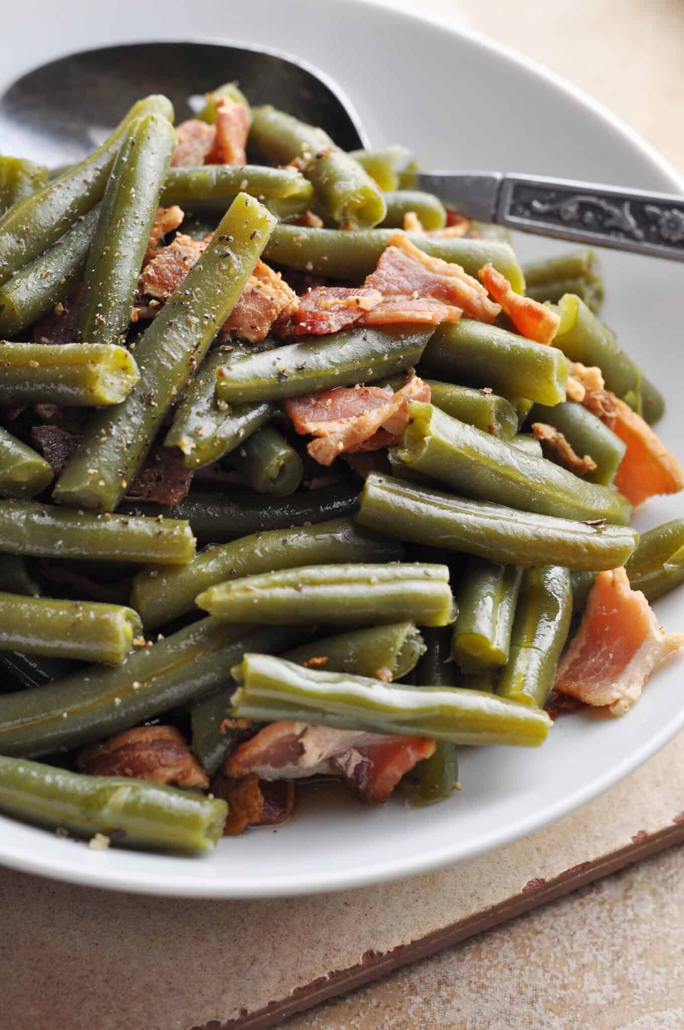Southern Green Beans Recipe with Bacon - Savory With Soul